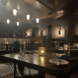 THE SOVEREIGN - Updated July 2025 - 729 Photos & 580 Reviews - 1206 ...