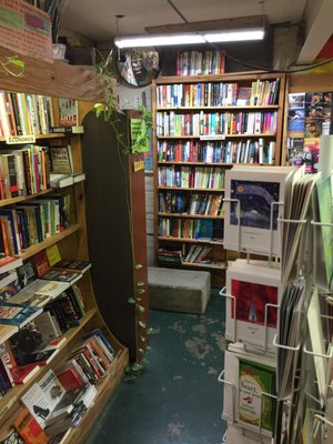 THE PEACE NOOK - Updated December 2025 - 28 Reviews - 804 E Broadway ...