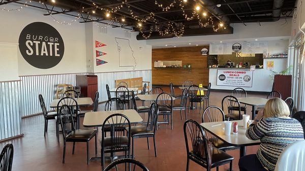 BURGER STATE - Updated August 2025 - 117 Photos & 133 Reviews - 8920 ...