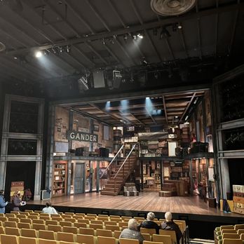 OGUNQUIT PLAYHOUSE - Updated December 2025 - 150 Photos & 74 Reviews - 10 Main St, Ogunquit ...