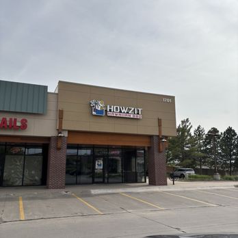 HOWZIT HAWAIIAN BBQ - Updated December 2025 - 53 Photos & 47 Reviews ...