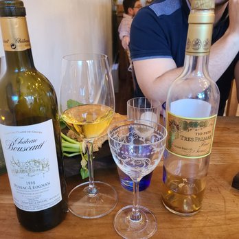 FLX TABLE - Updated August 2024 - 472 Photos & 108 Reviews - 22 Linden ...