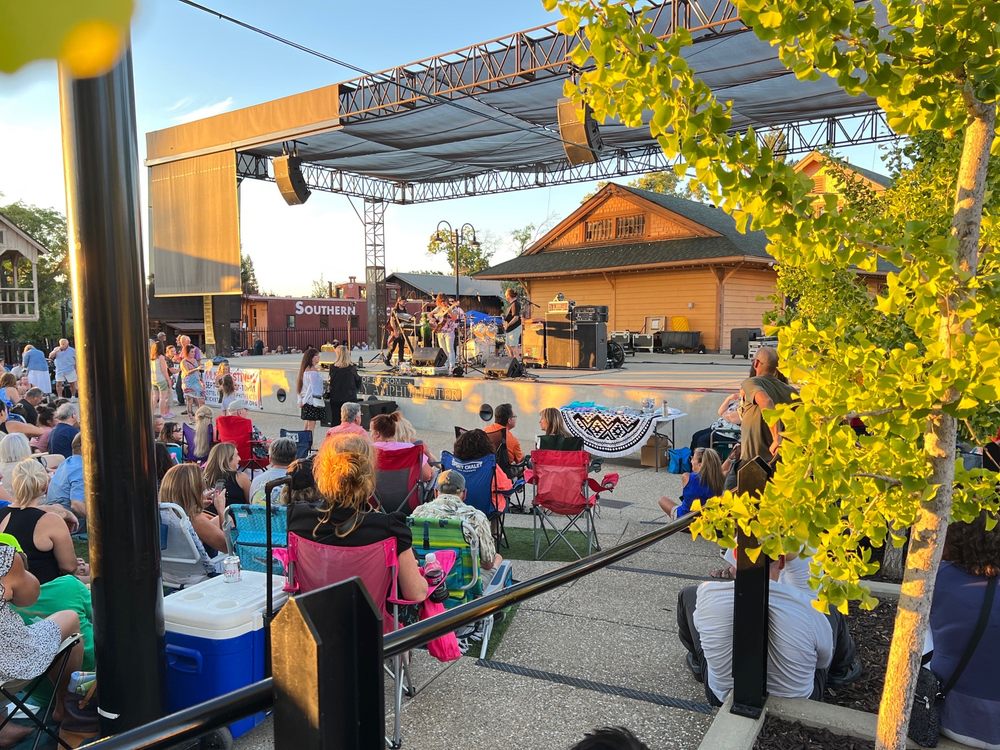 ZITTEL FAMILY AMPHITHEATER - Updated July 2025 - 17 Photos - 905 Leidesdorff St, Folsom ...