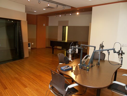 KUNV 91.5 RADIO - Updated April 2025 - 17 Photos & 20 Reviews - 4505 S ...