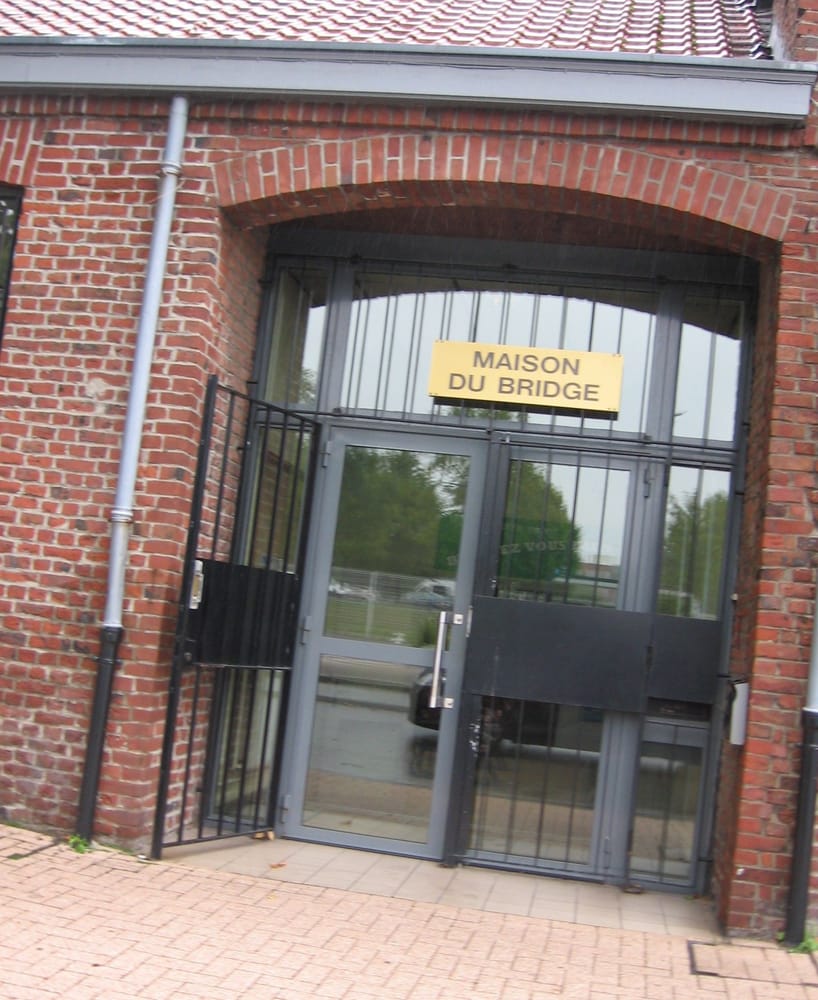 LA MAISON DU BRIDGE - Social Clubs - 12 place Gambetta, Wasquehal, Nord ...