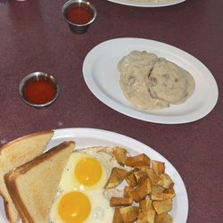 Best Breakfast Diners Near Me - December 2023: Find Nearby Breakfast ...