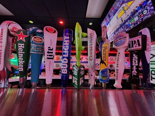 CHEZ SPORTS BAR & GRILL - Updated January 2026 - 343 Photos & 169 ...