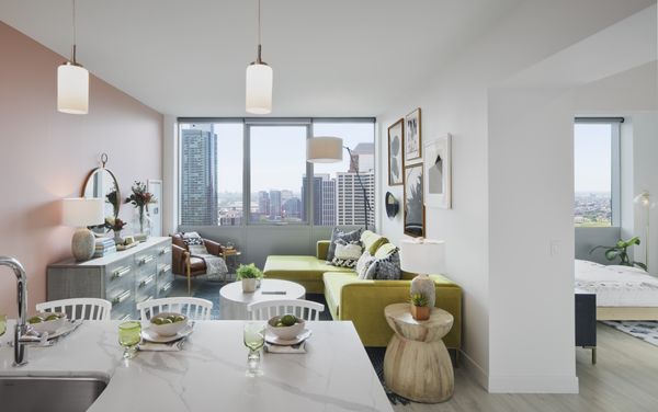 SENTRAL MICHIGAN AVENUE - 42 Photos - Apartments - 808 S Michigan Ave ...