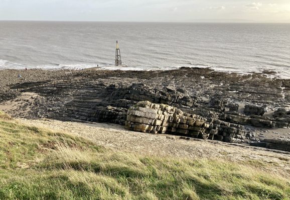 COLD KNAP BEACH - Updated January 2025 - 45 Photos - Cold Knap, Barry ...