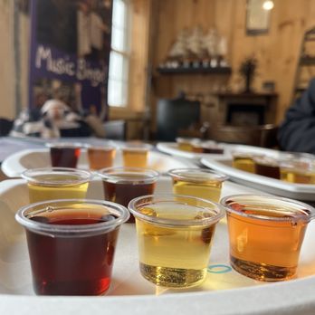 OVER THE MOON FARMSTEAD - Updated September 2025 - 46 Photos & 32 ...