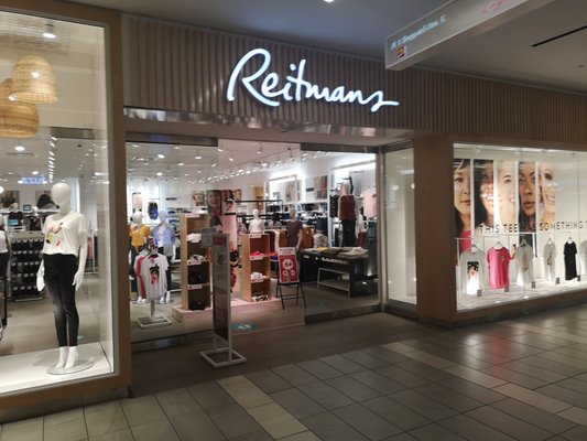 YONGE SHEPPARD CENTRE - Updated December 2024 - 28 Reviews - 4841 Yonge ...