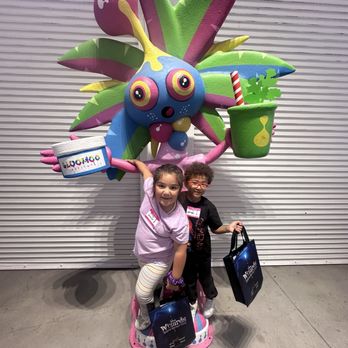 SLOOMOO INSTITUTE - LOS ANGELES - Updated March 2025 - 159 Photos & 32 ...