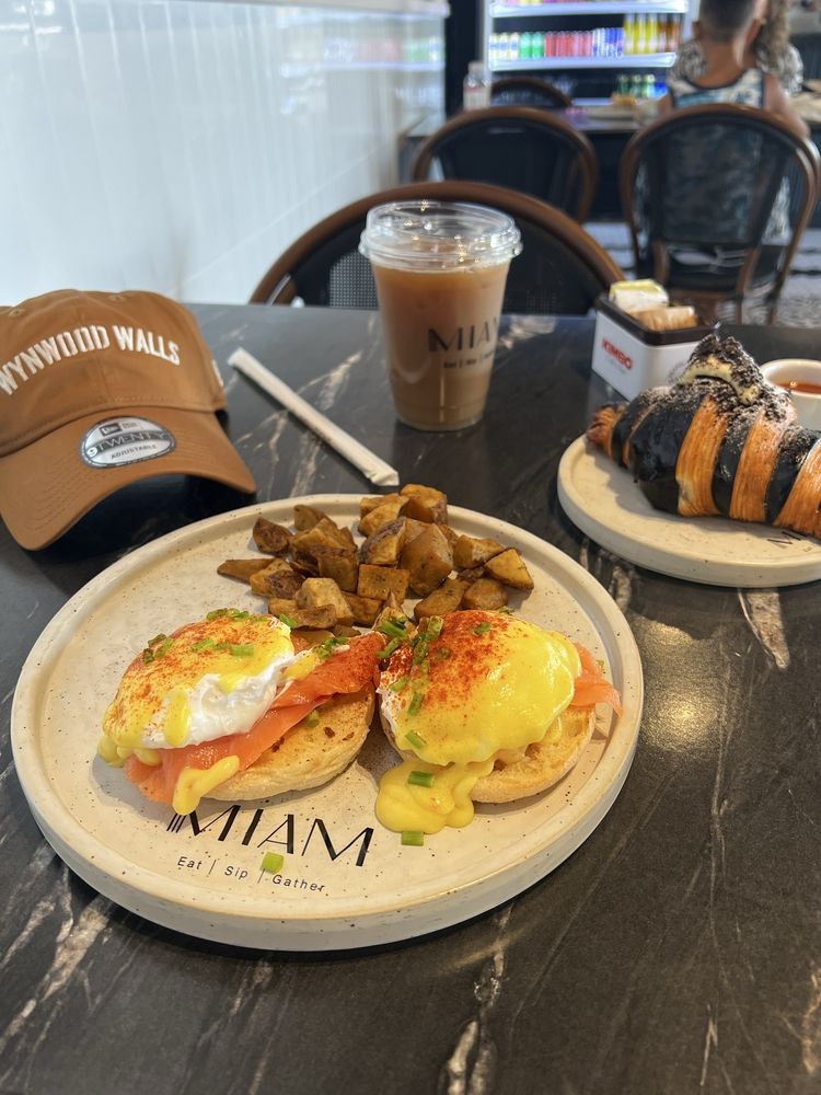 MIAM CAFE - Updated September 2025 - 1132 Photos & 613 Reviews - 2750 ...