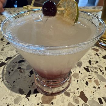 BIRDEEZ - Updated October 2025 - 254 Photos & 86 Reviews - 151 N Sierra ...