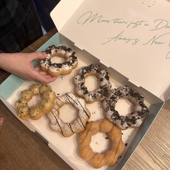 MOCHINUT - EDMONDS - Updated December 2025 - 153 Photos & 59 Reviews ...