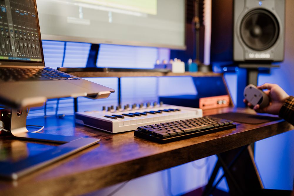 ENRIQUE MC MUSIC - Updated May 2024 - 2906 E Evergreen Blvd, Vancouver ...