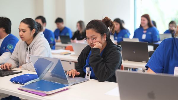 UNITEK COLLEGE - BAKERSFIELD CAMPUS - Updated May 2026 - 33 Photos & 27 ...
