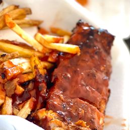 PHIL’S BBQ - 11056 Photos & 15193 Reviews - Barbeque - 3750 Sports ...