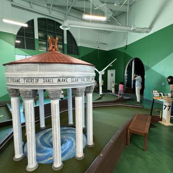 SUBPAR MINIATURE GOLF - Updated December 2025 - 475 Photos & 379 ...