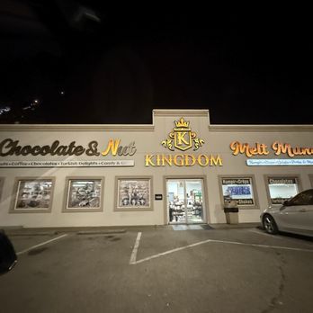 CHOCOLATE AND NUT KINGDOM - Updated December 2025 - 181 Photos & 54 ...