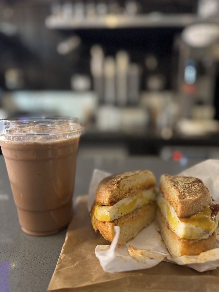 GRINDHOUSE - Updated December 2025 - 493 Photos & 353 Reviews - 260 1/2 ...