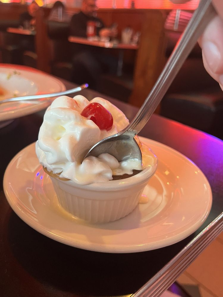 DRAKE DINER - Updated October 2025 - 234 Photos & 320 Reviews - 1111 ...