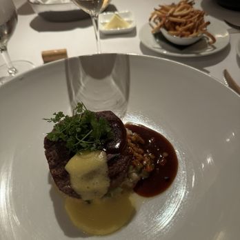 GERONIMO - Updated August 2024 - 1069 Photos & 886 Reviews - 724 Canyon ...