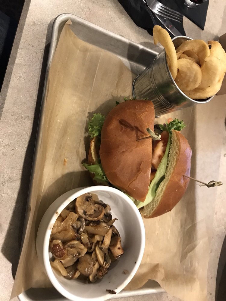 CHARLES & DARL’S - Updated October 2025 - 18 Photos & 18 Reviews - 7417 ...