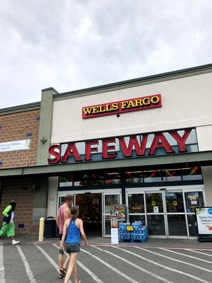 SAFEWAY - Updated March 2025 - 42 Photos & 197 Reviews - 1410 E John St ...