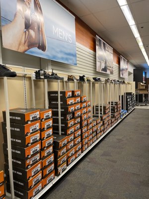 NAVY EXCHANGE - Updated December 2025 - 86 Photos & 22 Reviews - Naval ...