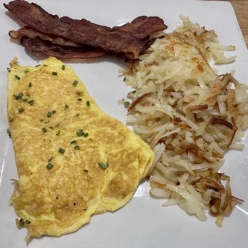 BLOOMIN’ CAFE - Updated May 2025 - 34 Photos & 40 Reviews - 1720 ...