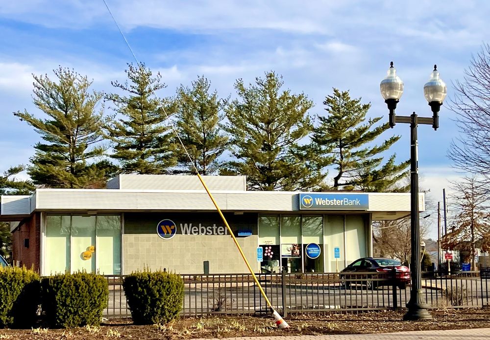 WEBSTER BANK - Updated March 2026 - 1114 New Britain Ave, West Hartford ...
