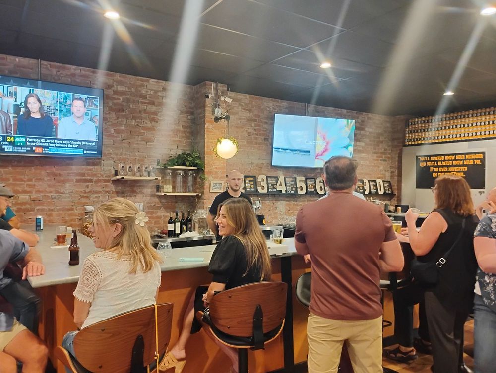 THE LOCK TENDER - Updated October 2025 - 4 Lock St, Lockport, New York ...