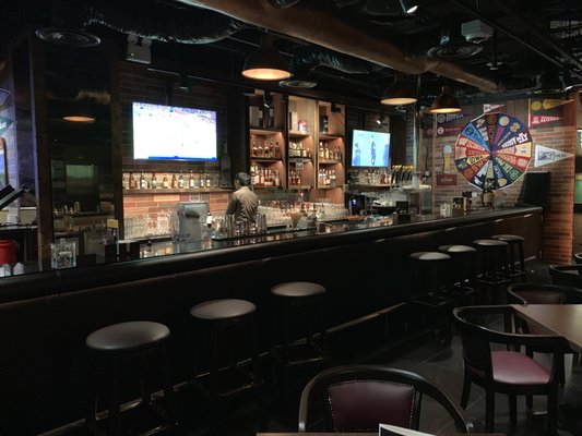 THE UNION BAR - Updated December 2025 - 10 Claymore Hill, Singapore ...