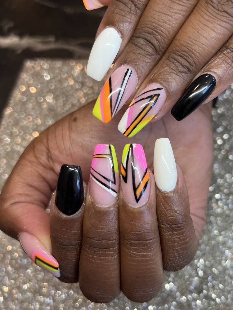 NAILS & COCKTAILS - Updated June 2026 - 331 Photos & 107 Reviews - 5515 ...