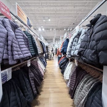 UNIQLO - MEMORIAL CITY MALL - Updated April 2026 - 122 Photos & 19 ...