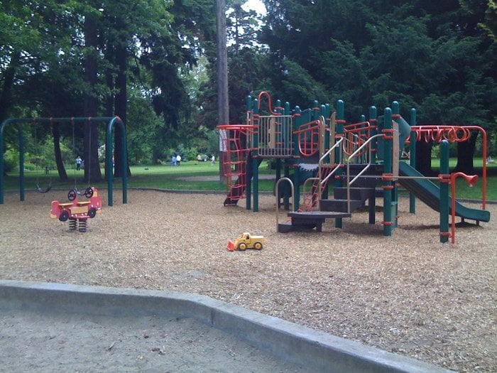 ROANOKE PARK - Updated April 2025 - 950 E Roanoke St, Seattle ...