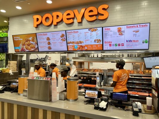 POPEYES LOUISIANA KITCHEN - Updated January 2026 - 60 Photos & 12 ...