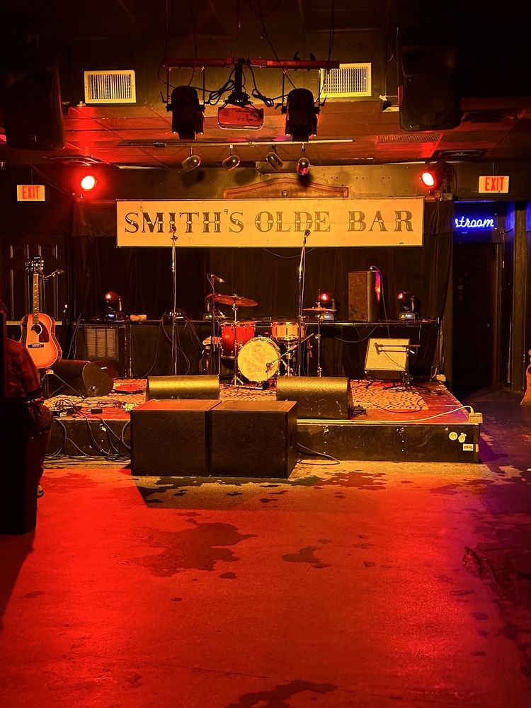 SMITH’S OLDE BAR - Updated December 2025 - 115 Photos & 254 Reviews ...