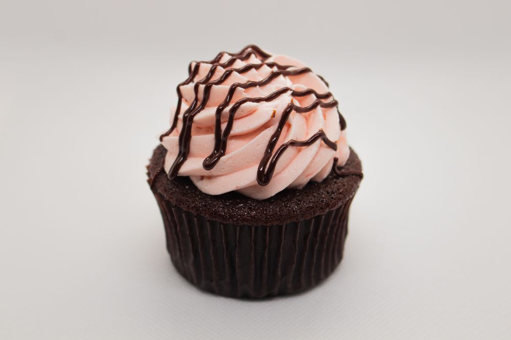 THE CUPCAKE NOOK - Updated July 2025 - 16 Photos - Lorain, Ohio ...