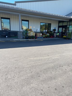 SINGING SPRING FOOD - Updated May 2025 - 1300 Georgetown Rd, Christiana ...