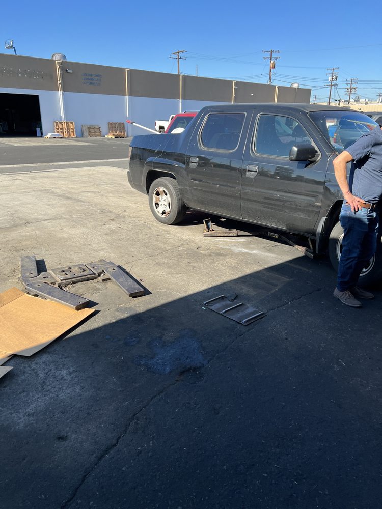 FIRST CLASS AUTO CENTER - Updated December 2025 - 32 Reviews - 1745 W ...