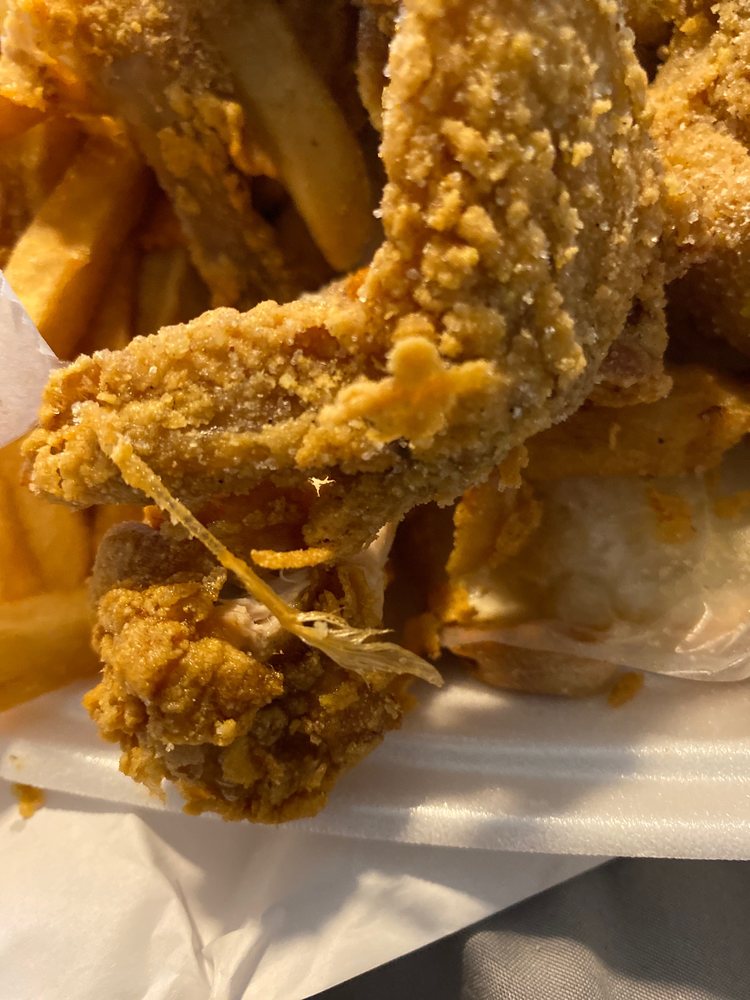 SHARK’S FISH & CHICKEN - Updated July 2025 - 7122 S Vincennes Ave ...