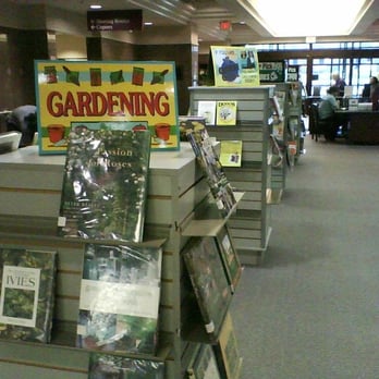 PALATINE LIBRARY DISTRICT - Updated October 2025 - 138 Photos & 27 ...