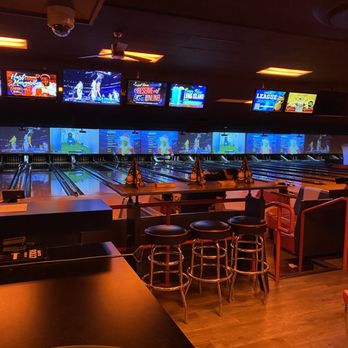 BOWLERO WAUWATOSA - Updated December 2025 - 56 Photos & 74 Reviews ...