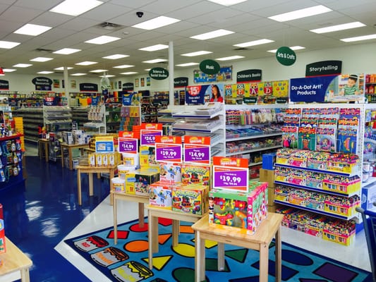 LAKESHORE LEARNING STORE - 16 Photos - 6646 Indian School Rd NE ...