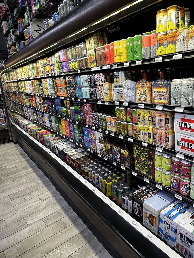 GO GROCER - Updated September 2025 - 17 Photos & 22 Reviews - 2930 N ...