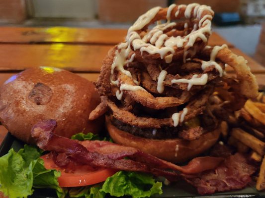 TWISTED ROOT BURGER - Updated December 2025 - 629 Photos & 590 Reviews - 310 E Abram St Suite ...