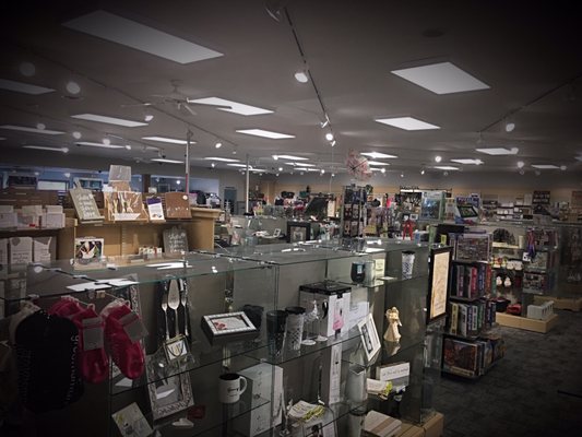 HAPPY HOUSE GIFT SHOP - BATTLE CREEK - Updated July 2025 - 100 E ...