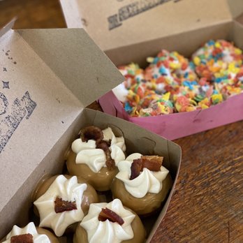 EIGHTY 8 DONUTS - Updated August 2024 - 73 Photos & 45 Reviews - 225 ...